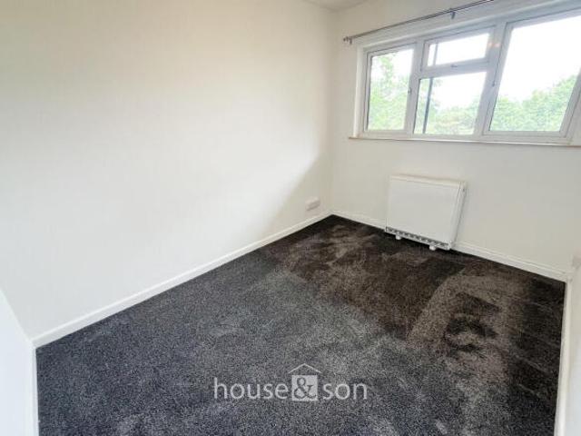 2 bedroom flat for rent in Laburnum House, Redhill Drive, Bournemouth, BH10