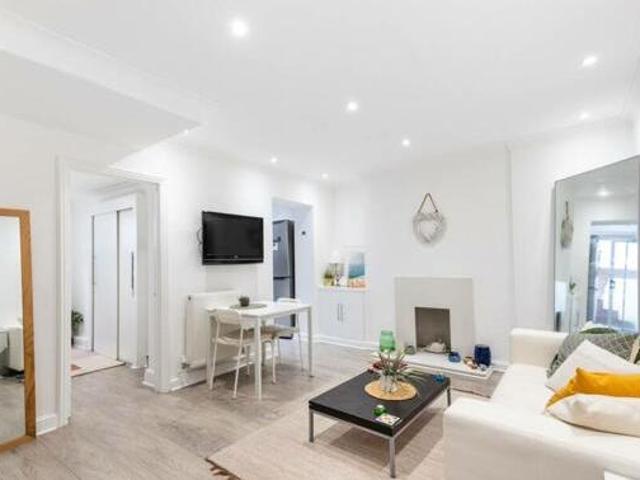 2 Bedroom Flat For Rent In Ladbroke Grove, London