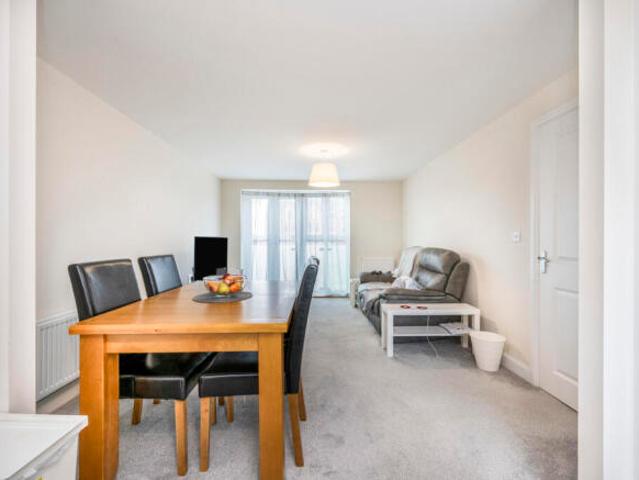 2 bedroom flat for rent in Laelia Drive, Fairfields, Milton Keynes, MK11