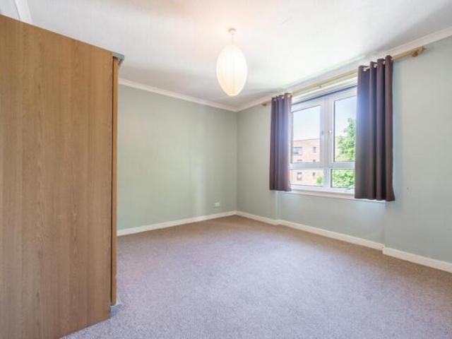 2 bedroom flat for rent in Larchfield Place, Flat 2/ Scotstounhill, Glasgow, G14 9YJ, G14