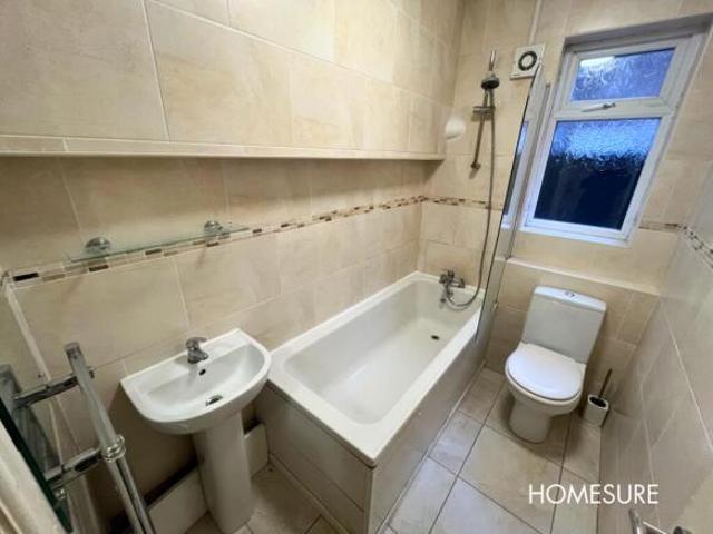 2 bedroom flat for rent in Laurel Road, Fairfield, Liverpool, L7