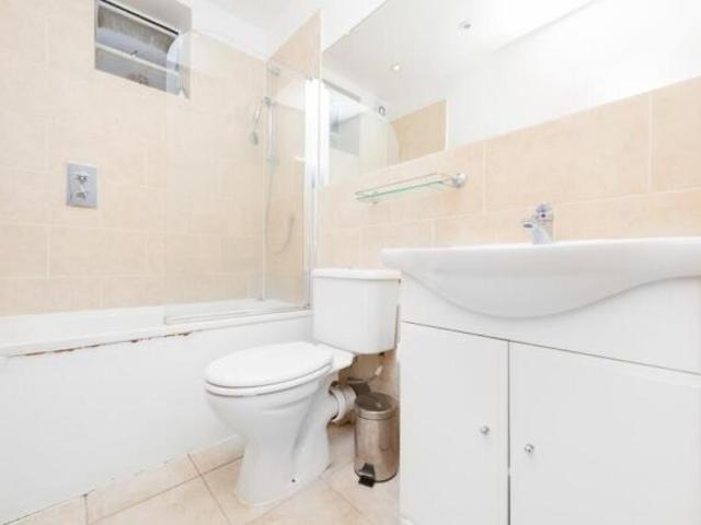 2 bedroom flat for rent in Laycock Street, Highbury & Islington, N1