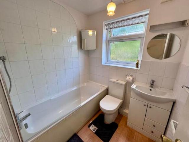 2 bedroom flat for rent in Lenton Manor, Lenton, NG7