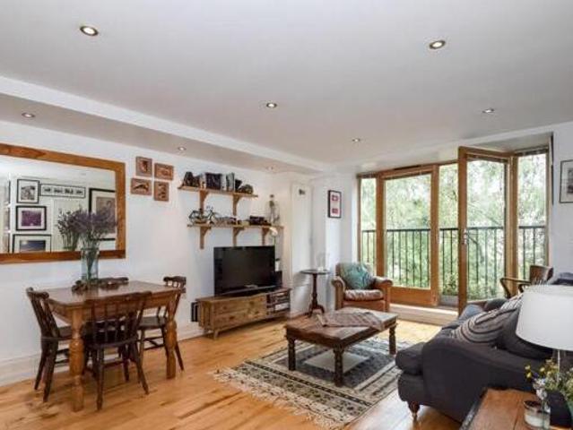 2 Bedroom Flat For Rent In Leathermarket Street