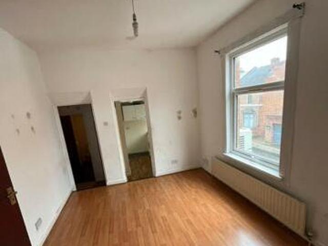 2 Bedroom Flat For Rent In Leamington Spa, Warwickshire