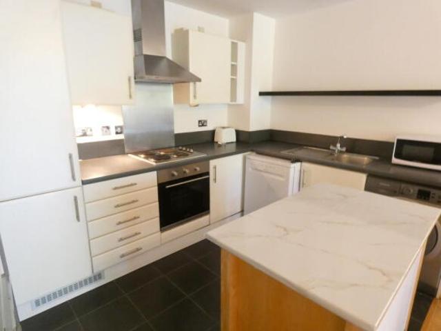 2 bedroom flat for rent in Leamore Court, Meath Crescent, London, E2