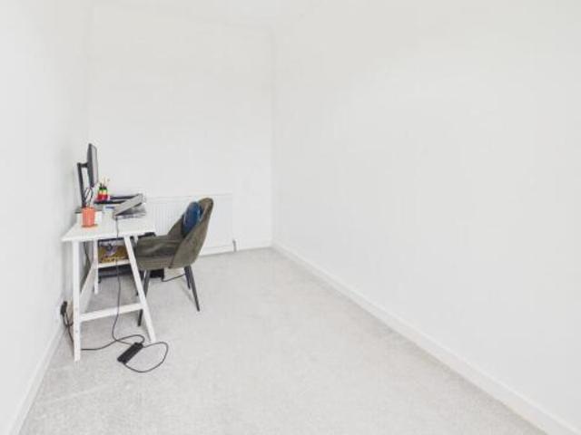 2 bedroom flat for rent in Learmonth Avenue, Stockbridge, Edinburgh, EH4