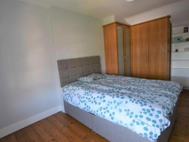 2 bedroom flat for rent in Lee High Road, Lee, SE12