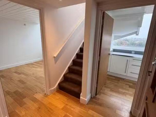 2 bedroom flat for rent in Lee Street, Leicester LE1
