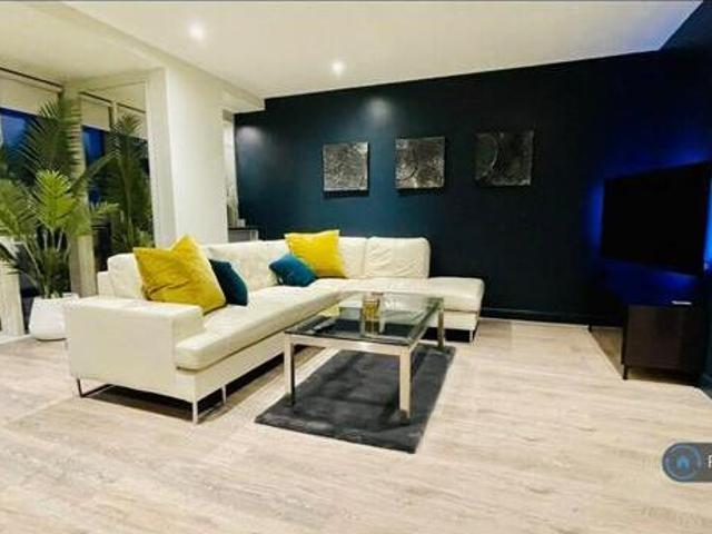 2 Bedroom Flat For Rent In Leeds