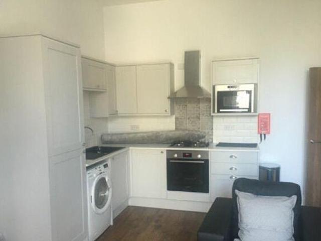 2 Bedroom Flat For Rent In Leeds, West Yorkshire