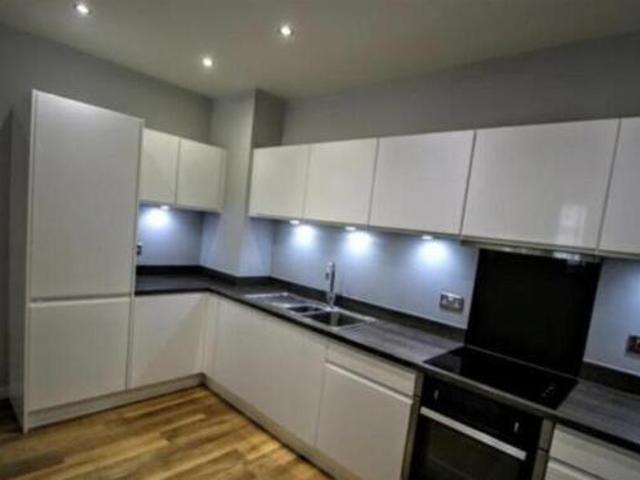 2 Bedroom Flat For Rent In Leeds, West Yorkshire