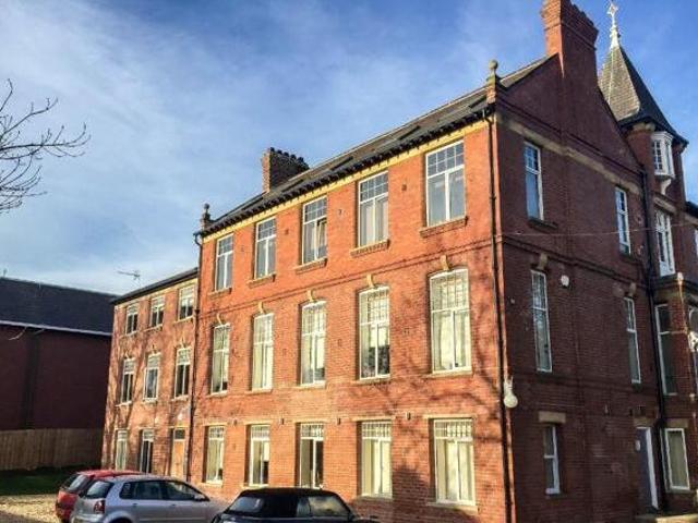 2 Bedroom Flat For Rent In Leeds, West Yorkshire
