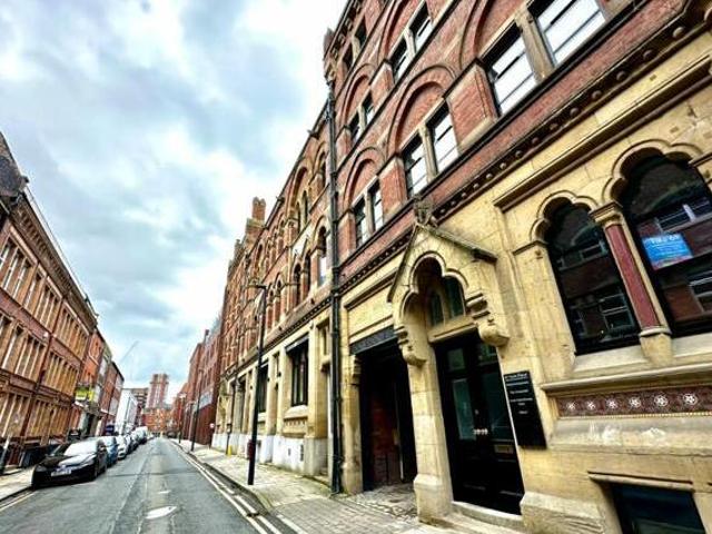 2 Bedroom Flat For Rent In Leeds, West Yorkshire