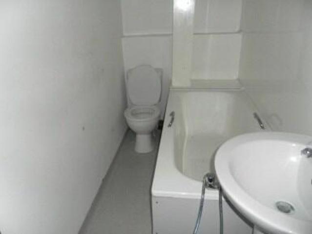 2 bedroom flat for rent in Leeds Road, Bradford, BD3