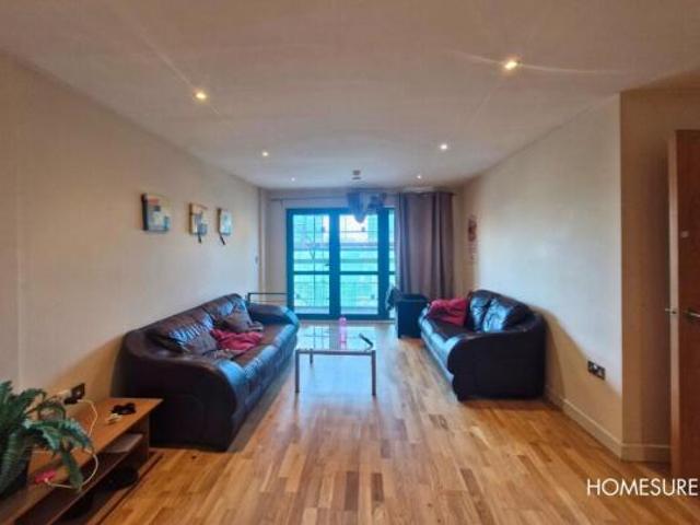 2 bedroom flat for rent in Leeds Street, Liverpool, Merseyside, L3