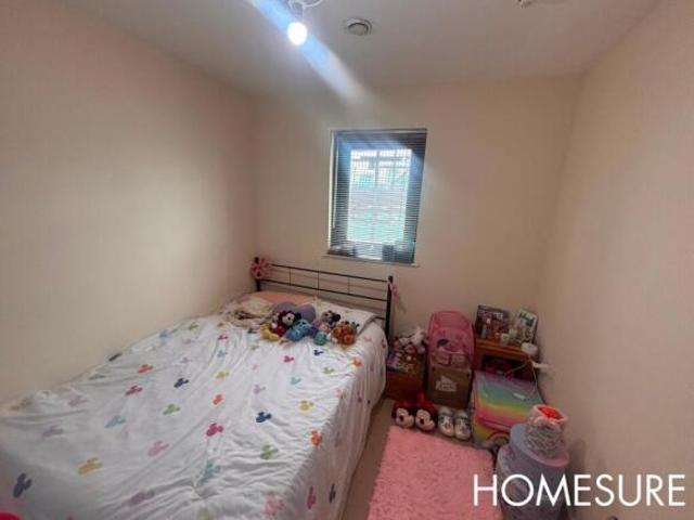 2 bedroom flat for rent in Leeds Street, Liverpool, L3