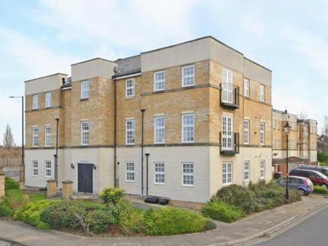 2 Bedroom Flat For Rent In Leeman Road, York