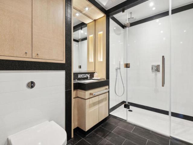 2 bedroom flat for rent in Legacy Building, 1 Viaduct Gardens, SW11