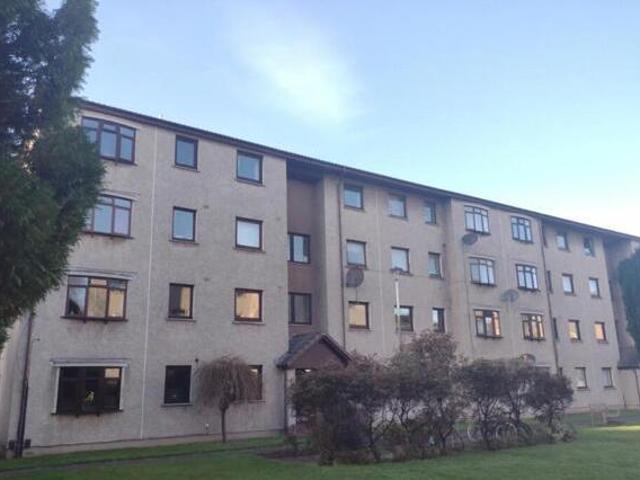 2 Bedroom Flat For Rent In Leith, Edinburgh