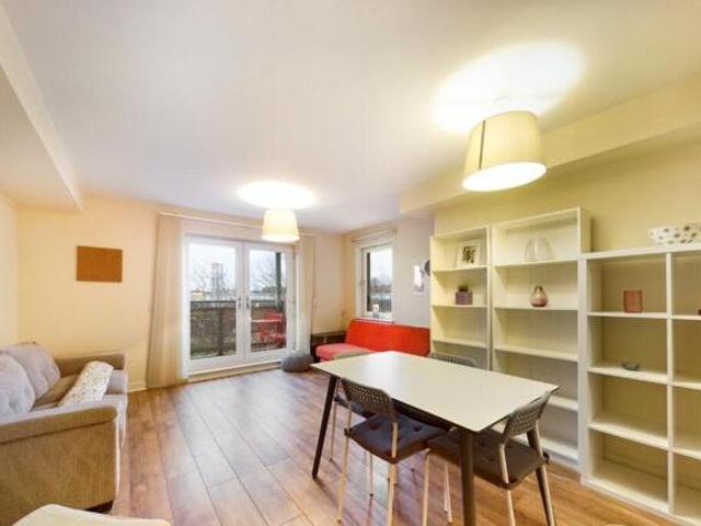 2 Bedroom Flat For Rent In Leith, Edinburgh