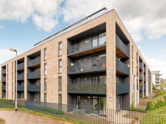 2 Bedroom Flat For Rent In Leith, Edinburgh