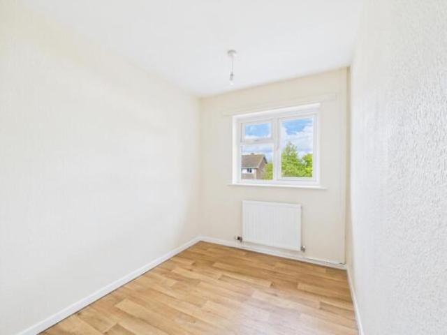 2 bedroom flat for rent in Leyson Road, The Reddings, Cheltenham, GL51