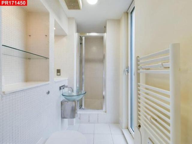 2 bedroom flat for rent in Limehouse – 2 Bedrooms Flat, E14
