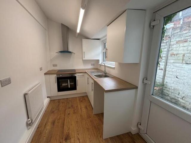 2 bedroom flat for rent in Linton Street, Lincoln, LN5