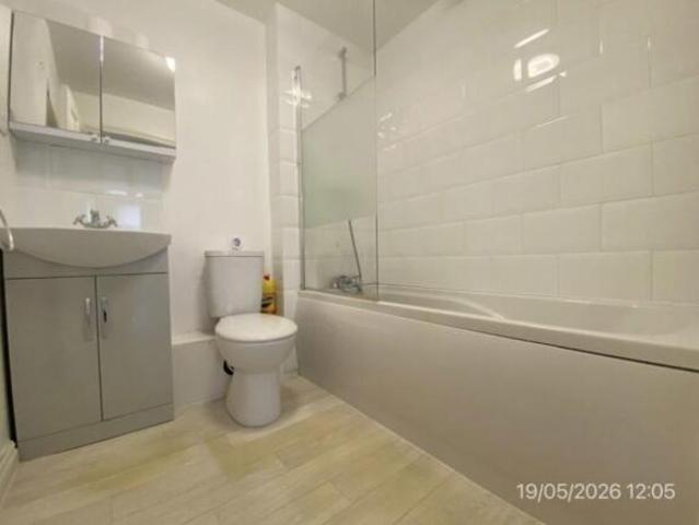 2 bedroom flat for rent in Lincoln Court, SL1