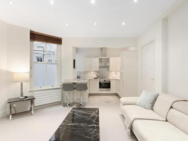 2 bedroom flat for rent in Lincoln House, Knightsbridge, London, SW3