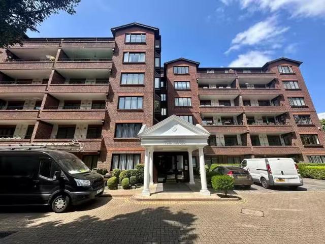 2 bedroom flat for rent in Lindsay Road, Bournemouth, BH13