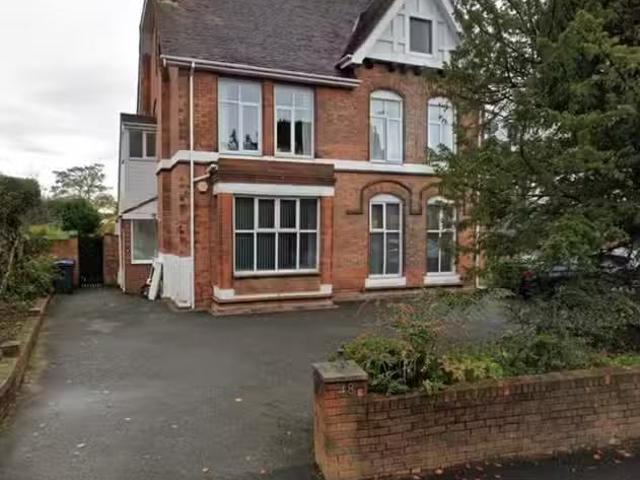 2 bedroom flat for rent in Lichfield Road, Sutton Coldfield, B74
