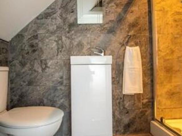 2 bedroom flat for rent in Liverpool, L24