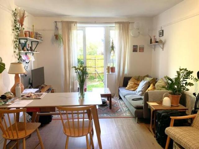 2 bedroom flat for rent in Londesborough Road, Stoke Newington, N16