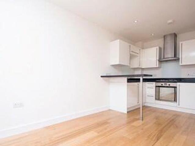 2 Bedroom Flat For Rent In London
