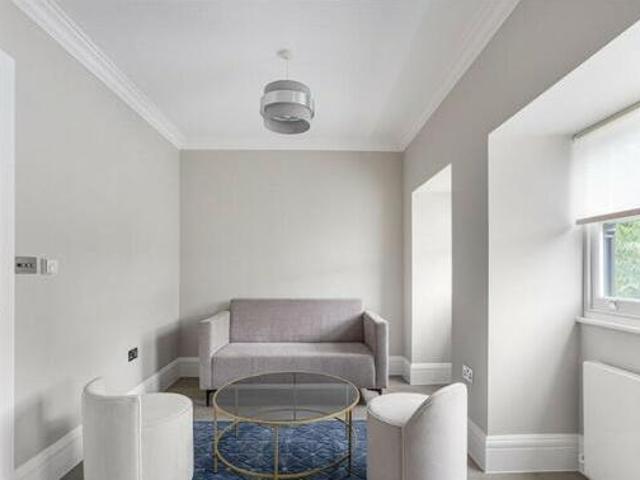 2 Bedroom Flat For Rent In London