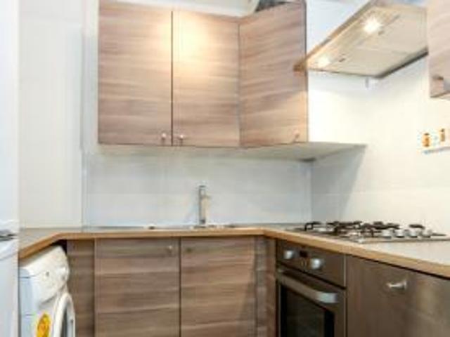 2 Bedroom Flat For Rent In London