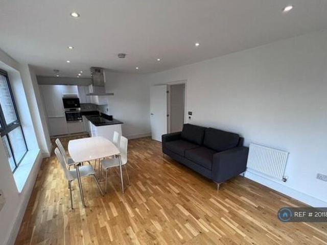 2 Bedroom Flat For Rent In London