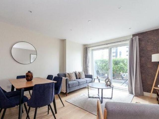 2 Bedroom Flat For Rent In London