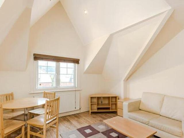 2 Bedroom Flat For Rent In London