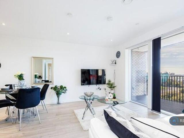 2 Bedroom Flat For Rent In London