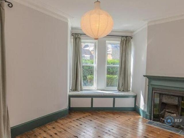 2 Bedroom Flat For Rent In London