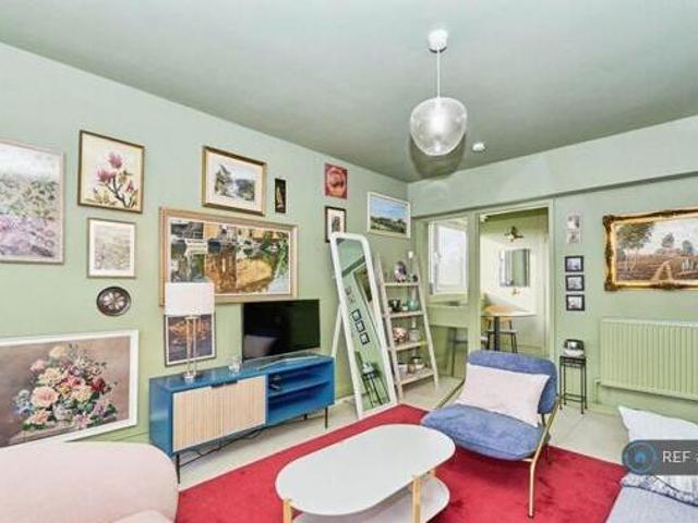 2 Bedroom Flat For Rent In London
