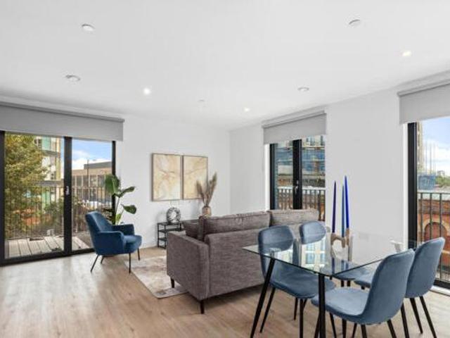 2 Bedroom Flat For Rent In London