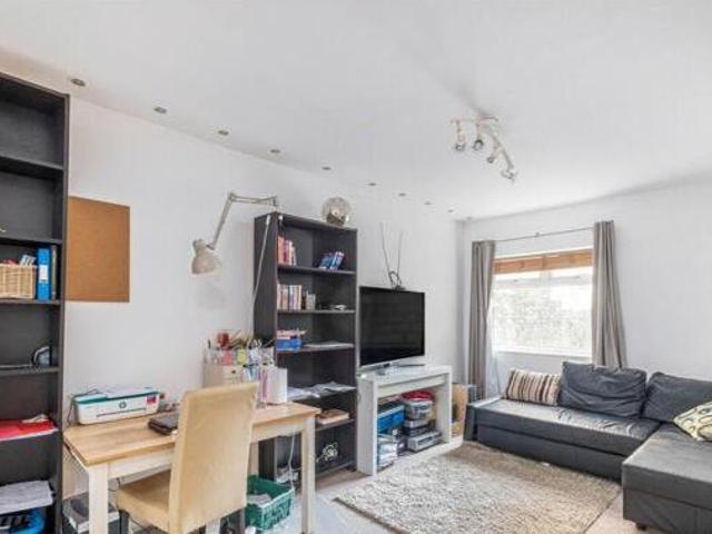 2 Bedroom Flat For Rent In London