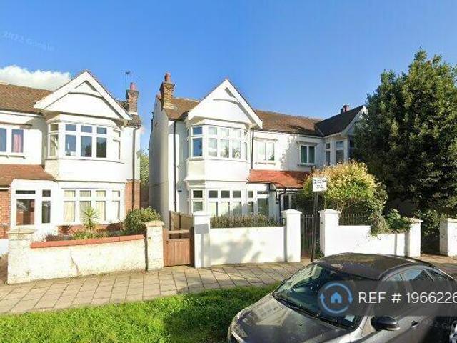 2 Bedroom Flat For Rent In London