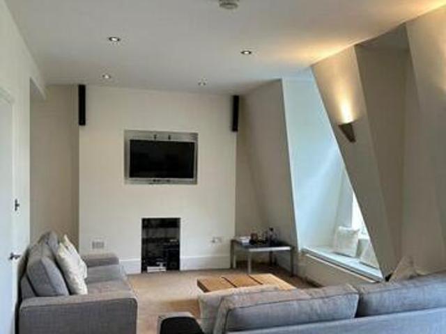 2 Bedroom Flat For Rent In London