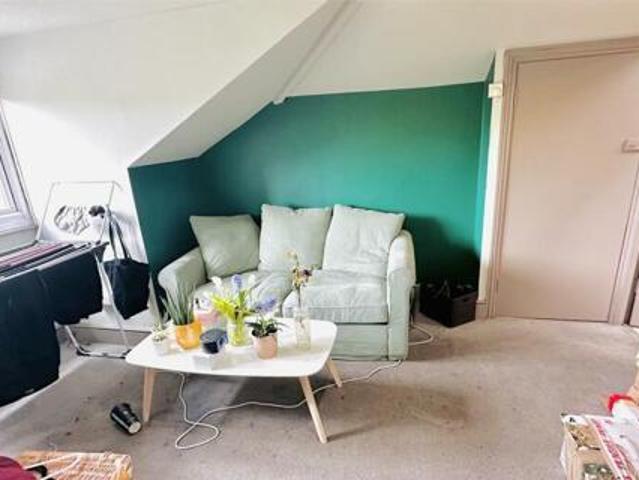 2 Bedroom Flat For Rent In London