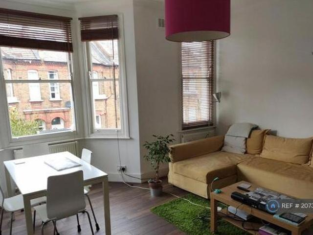 2 Bedroom Flat For Rent In London